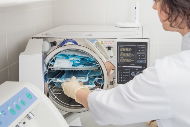 Pengertian dan fungsi autoclave serta penerapan dalam sterilisasi